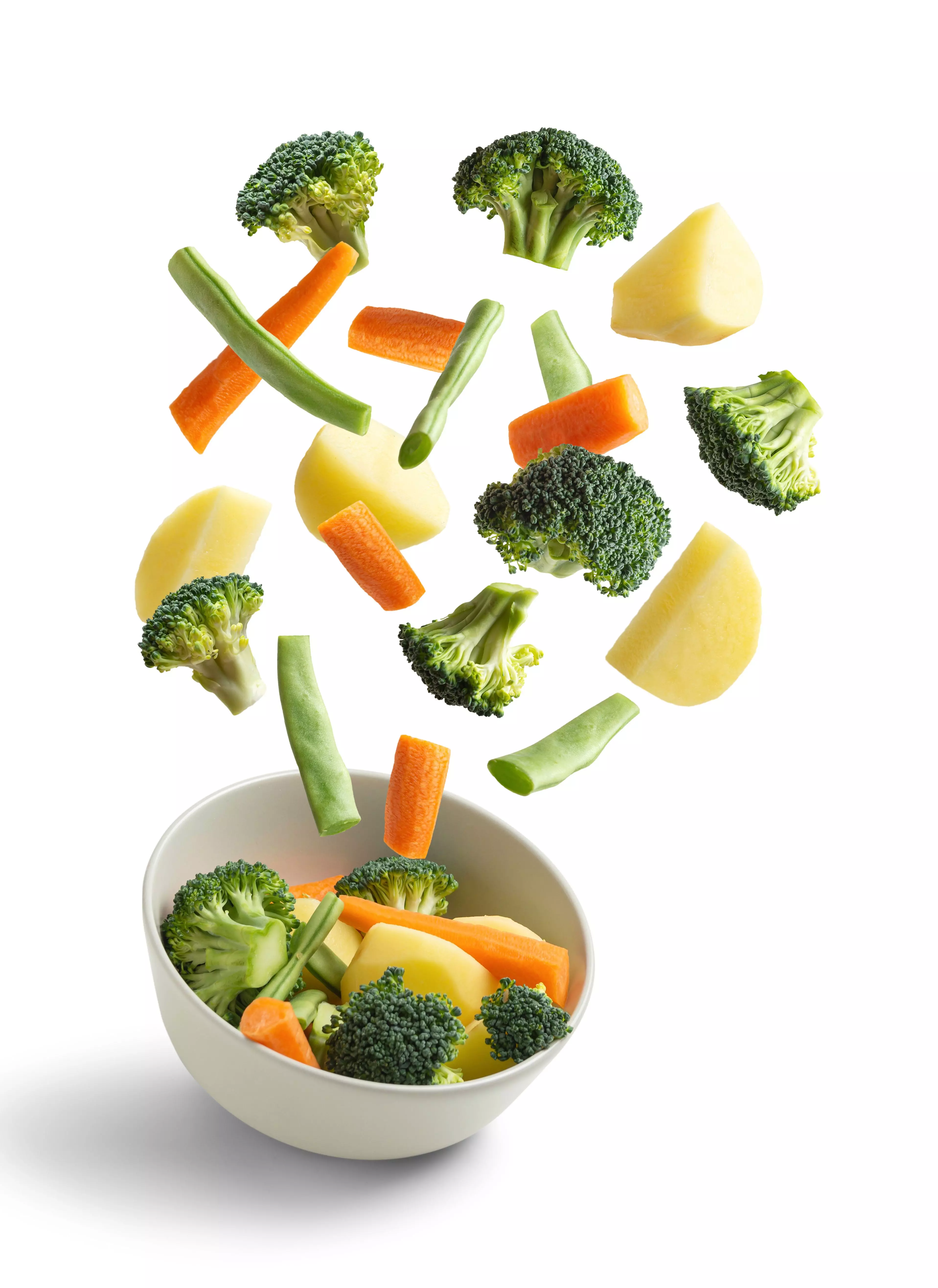 krompir, korenje in brokoli so lahko dobra osnova za otroški zelenjavni pire