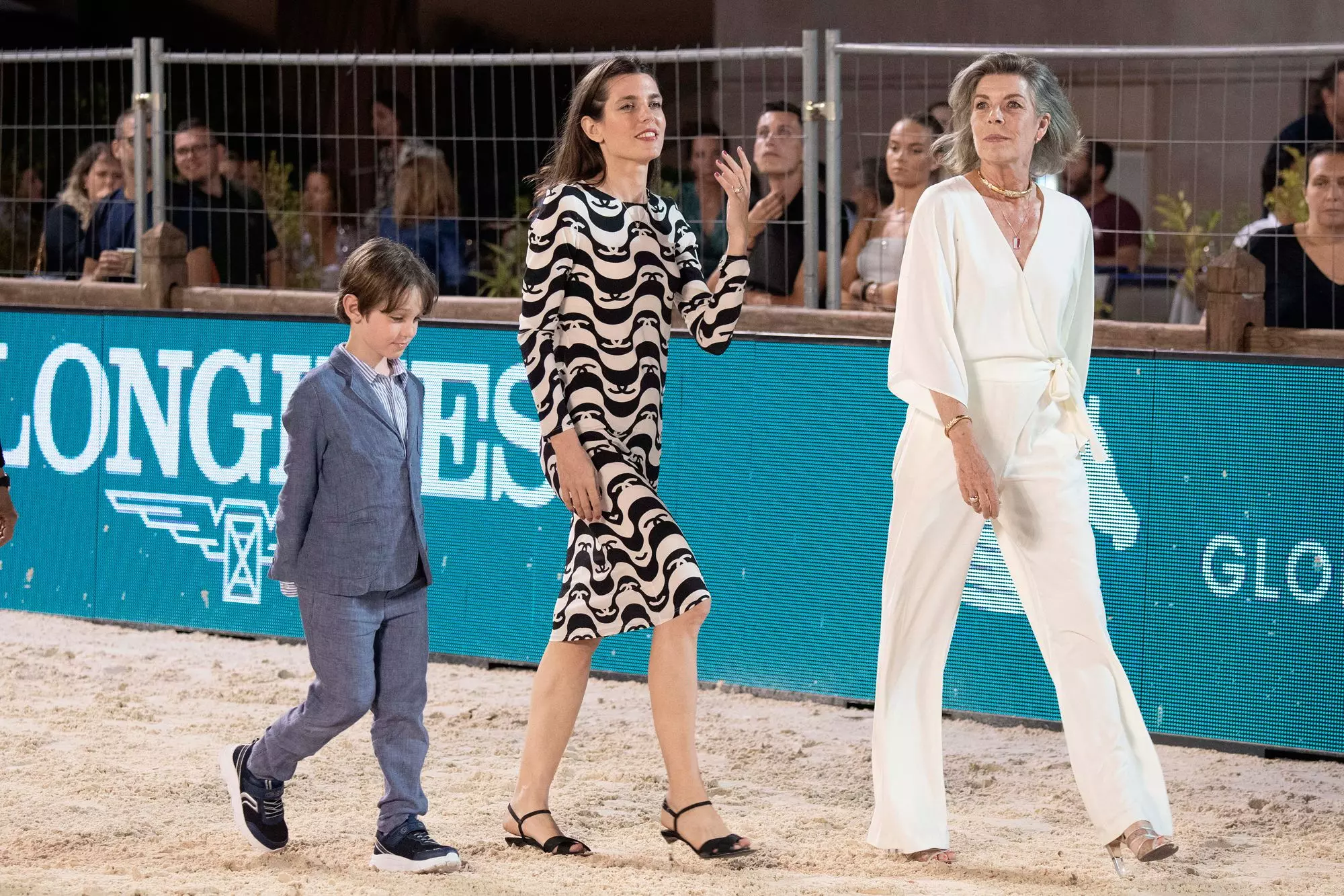 Η Carolina de Monaco και η Carlota Casiraghi στην ιππασία 9136_4