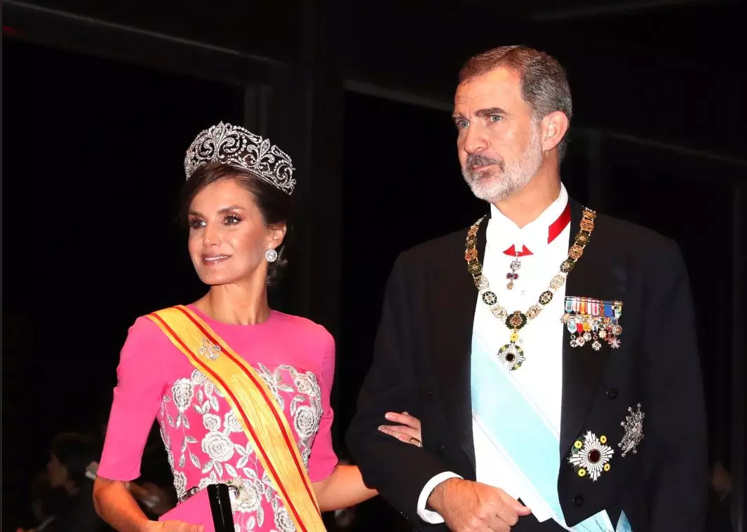 Kráľovná Letizia, kráľ Felipe VI., kráľ a kráľovná Španielska, japonský cisársky palác, intronizačný ceremoniál cisára Naruhita, cisár Naruhito