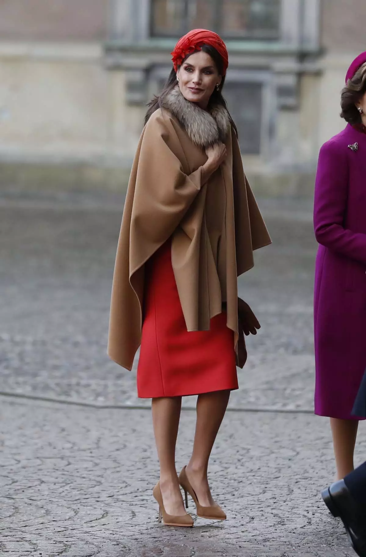 queen leina letizia look