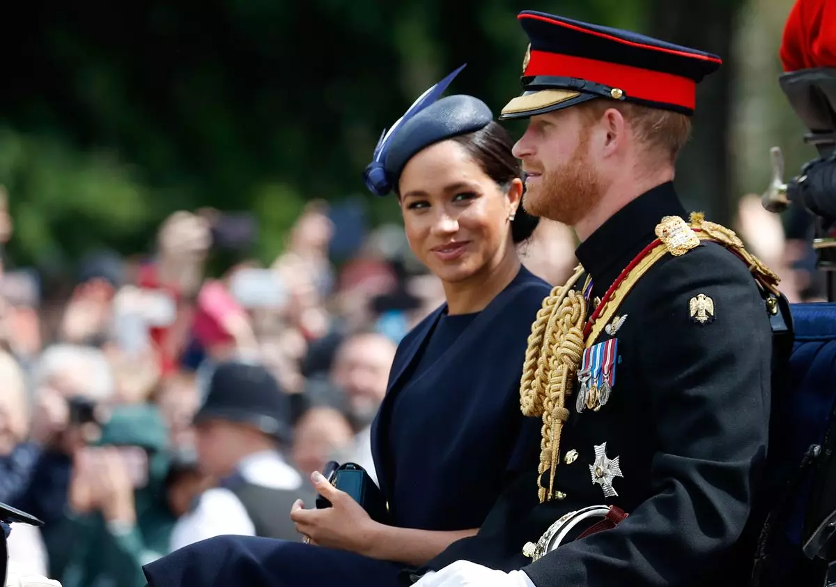 Harry from England, Kate Middleton, Meghan Markle, Queen Elizabeth II, Meghan Markle reappears after giving birth in 'Trooping the colour', Meghan Markle reappears after giving birth, Meghan Markle reappears after the birth of her first child, Meghan Markle reappears after giving birth to Archie