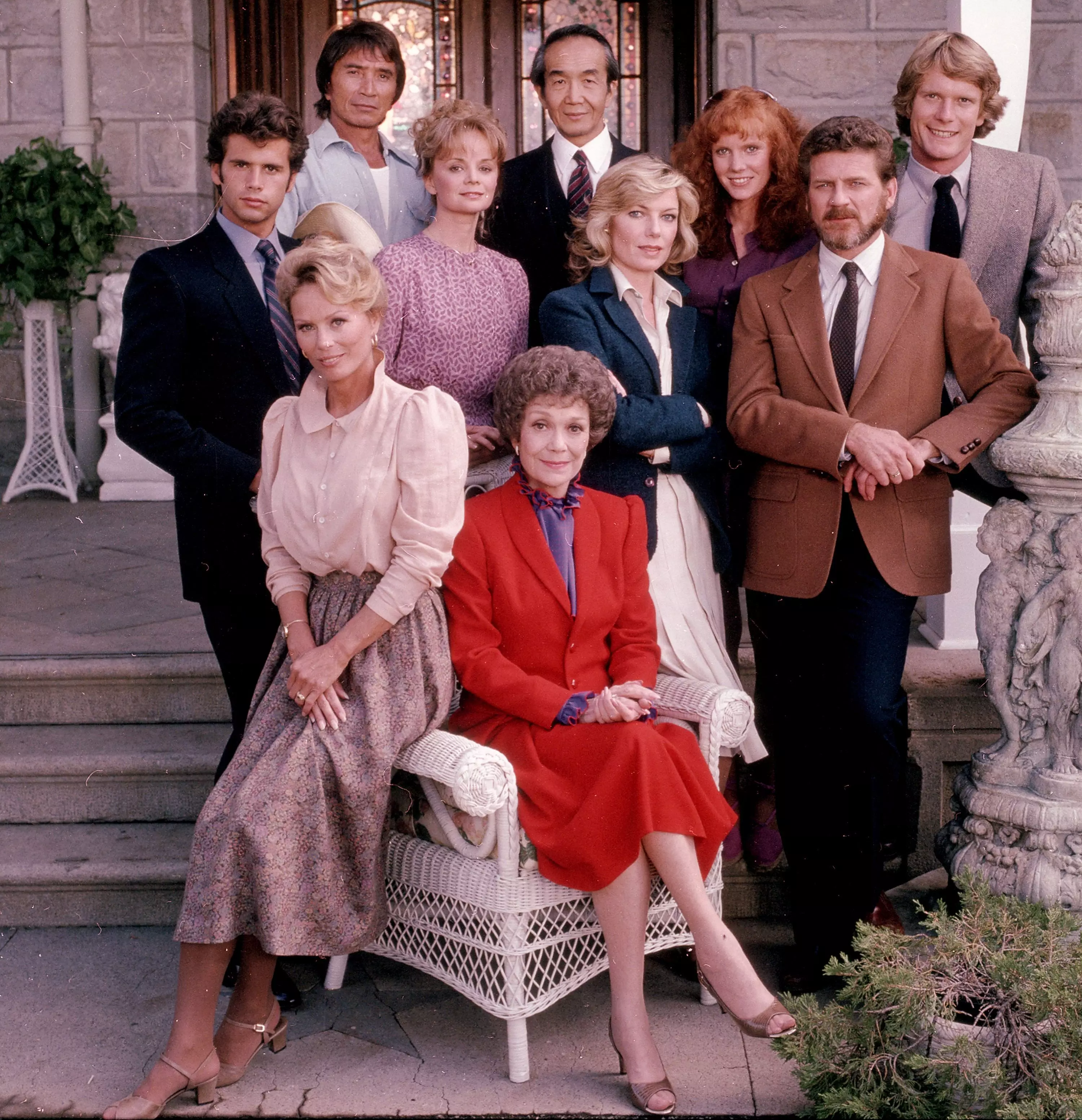 Elenco orixinal de Falcon Crest, 1981